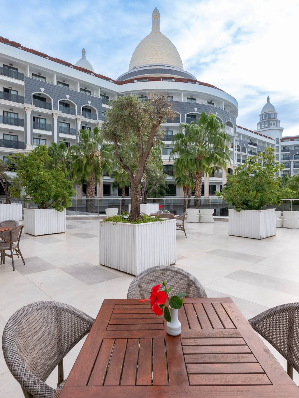 Home - Diamond Premium Hotel & Spa
